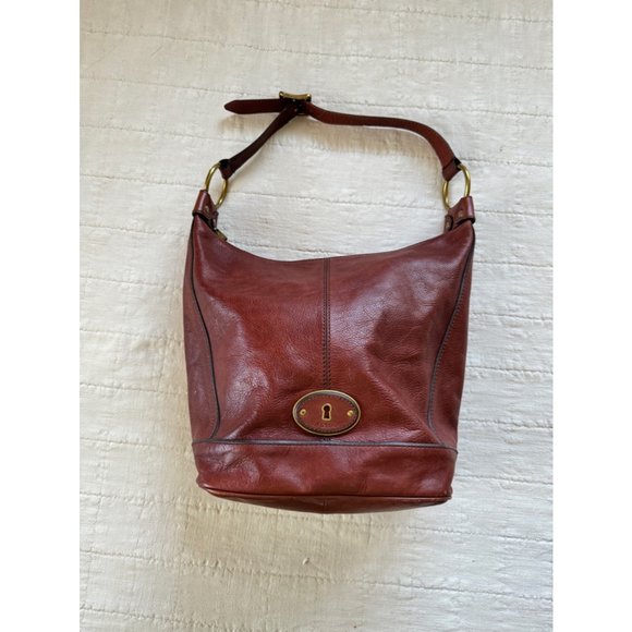 Fossil | Bags | Fossil Maddox Leather Bucket Bag | Poshmark